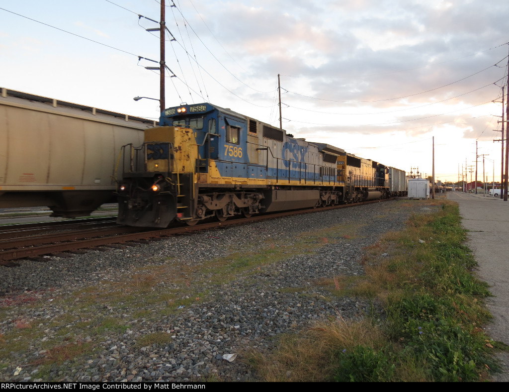 CSX 7586